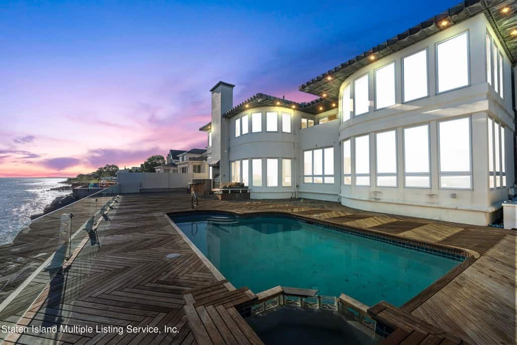 68 Bayview Terrace: A Waterfront Masterpiece in South East Annadale ...