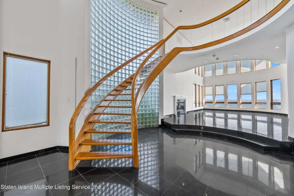 68 Bayview Terrace: A Waterfront Masterpiece in South East Annadale ...